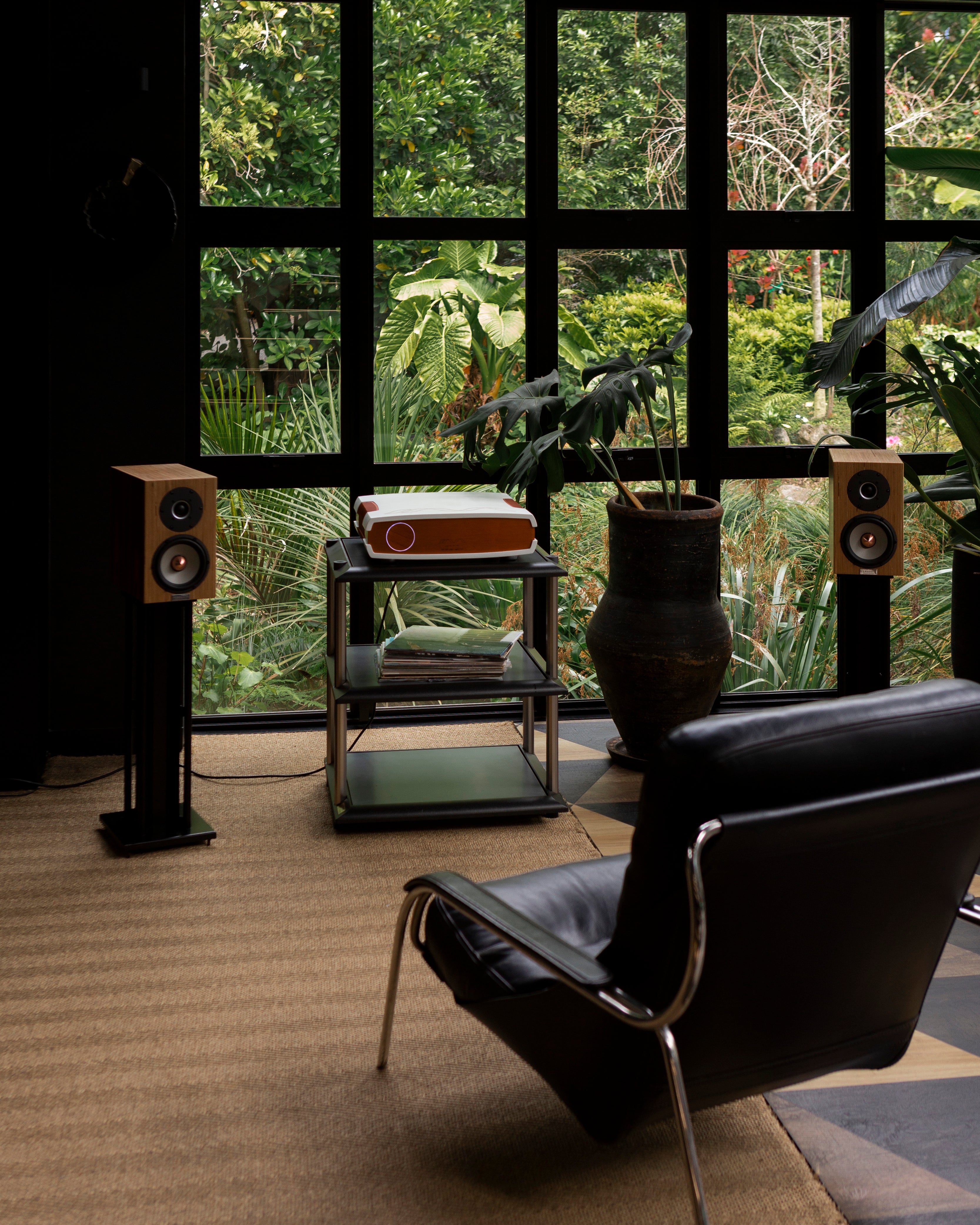 JAVA HI-FI | The Audiophile Society